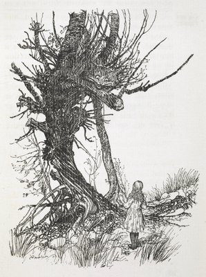 Le Chat du Cheshire dans un arbre regardant Alice